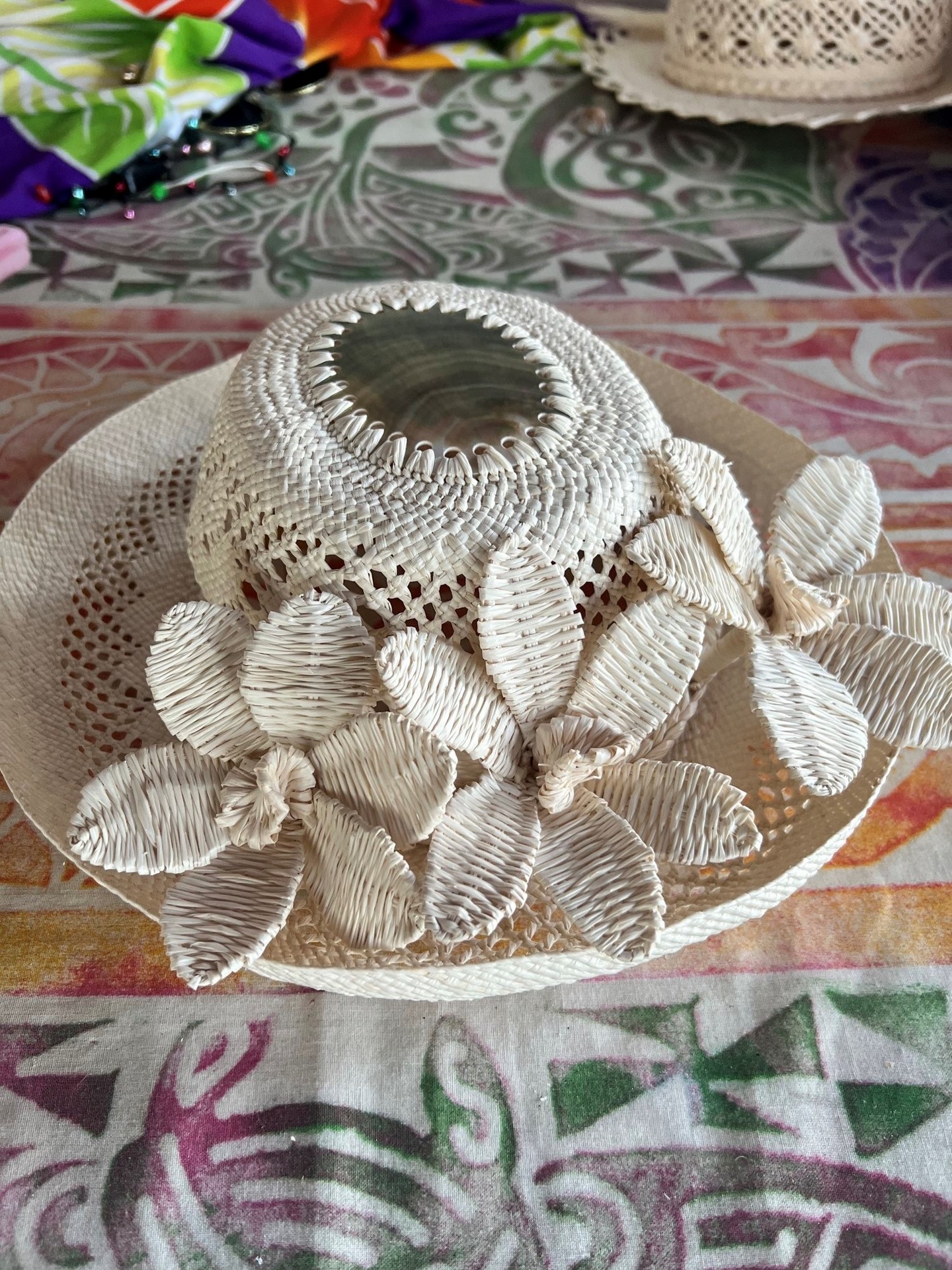 Cook Islands crafts - art from the heart